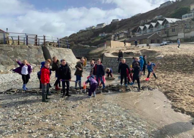 Y4 visit Portreath - Threemilestone Primary School