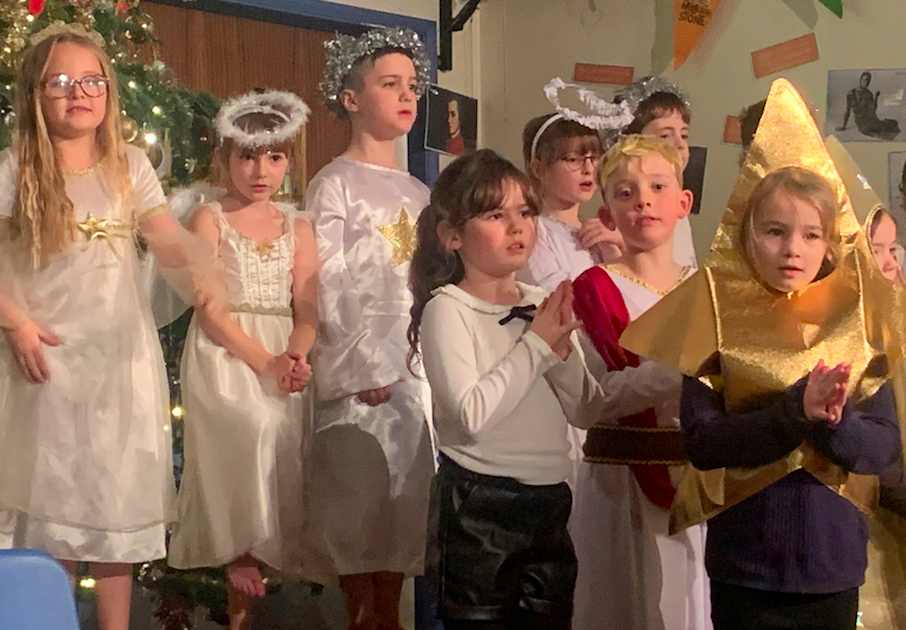 Year 2 Nativity! - Threemilestone Primary School